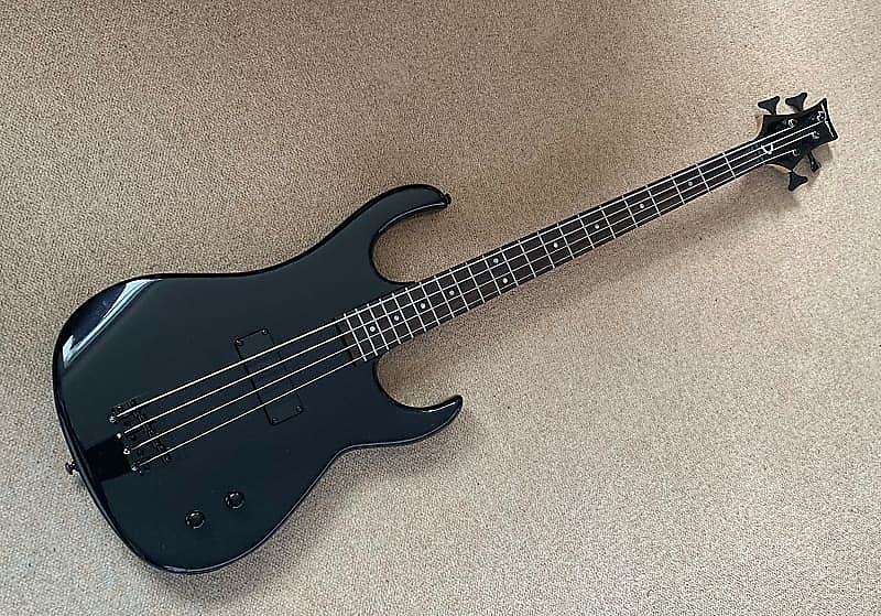 Dean Edge 09 4-String Bass Guitar Classic Black - Rock Stock Stores