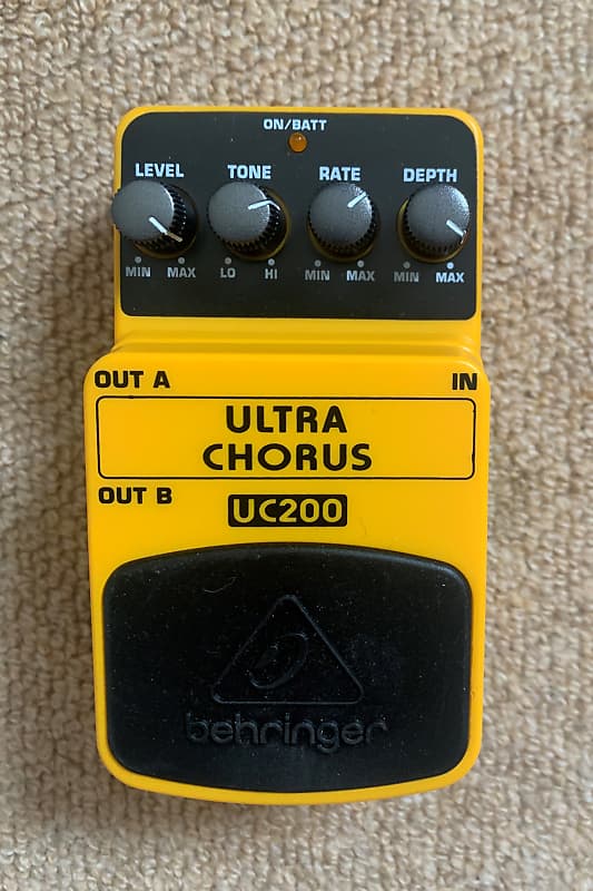 Behringer UC200 Ultra Chorus Pedal - Rock Stock Stores