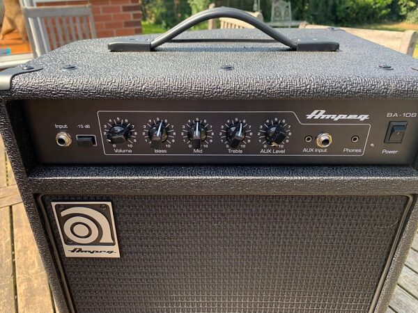 Ampeg BA-108 v2 Combo Bass Guitar 15 watt Amp - Rock Stock Stores