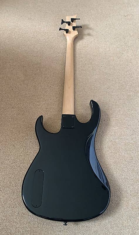 Dean Edge 09 4-String Bass Guitar Classic Black - Rock Stock Stores