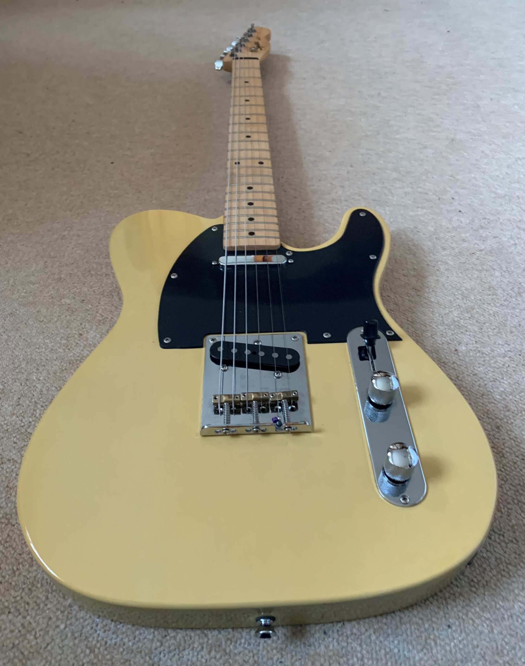 Squier telecaster in butter scotch fitted with a Shelton B Stringbender ...