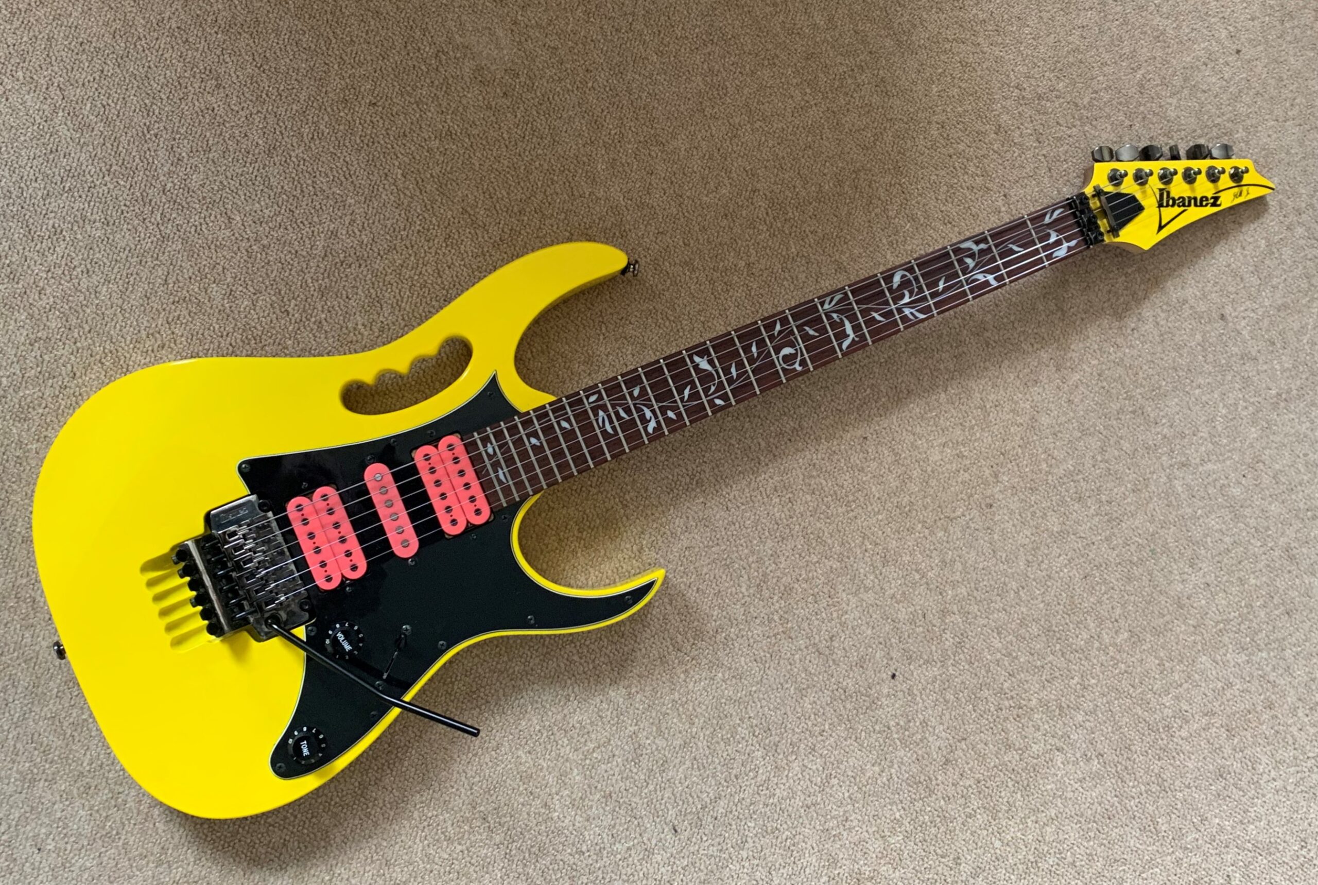 Ibanez JEM Junior Steve Vai, Yellow - Rock Stock Stores