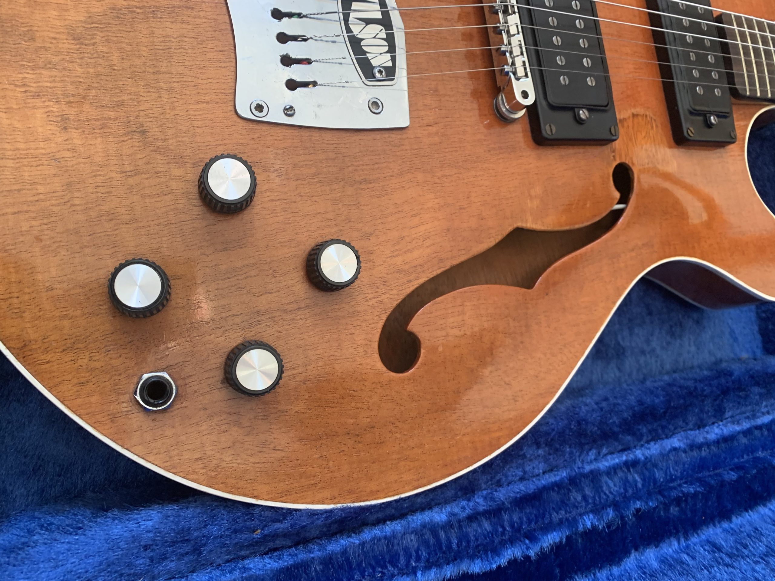 Wilson Guitars SAF Model England 1960/70’s semi acoustic - Rock Stock ...