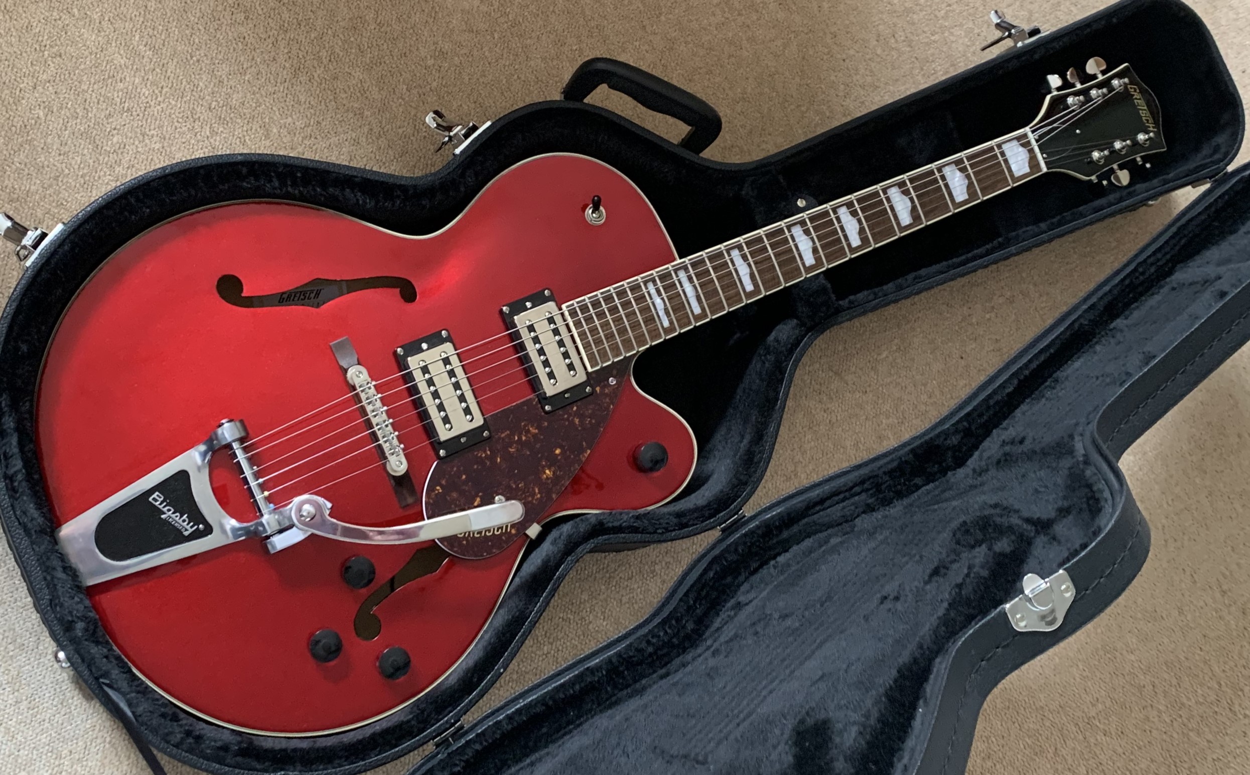 Gretsch G2420T Streamliner with Bigsby Candy Apple Red 2021 - Rock ...